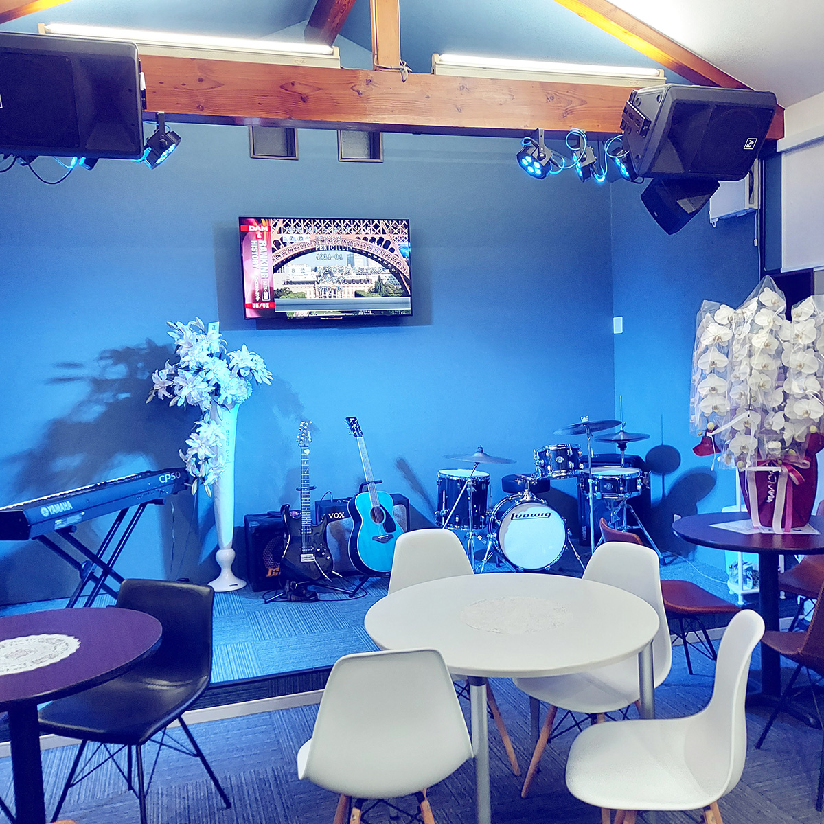 歌謡スタジオ来舞 – ギター弾き語り、オープンマイクの出来るお店